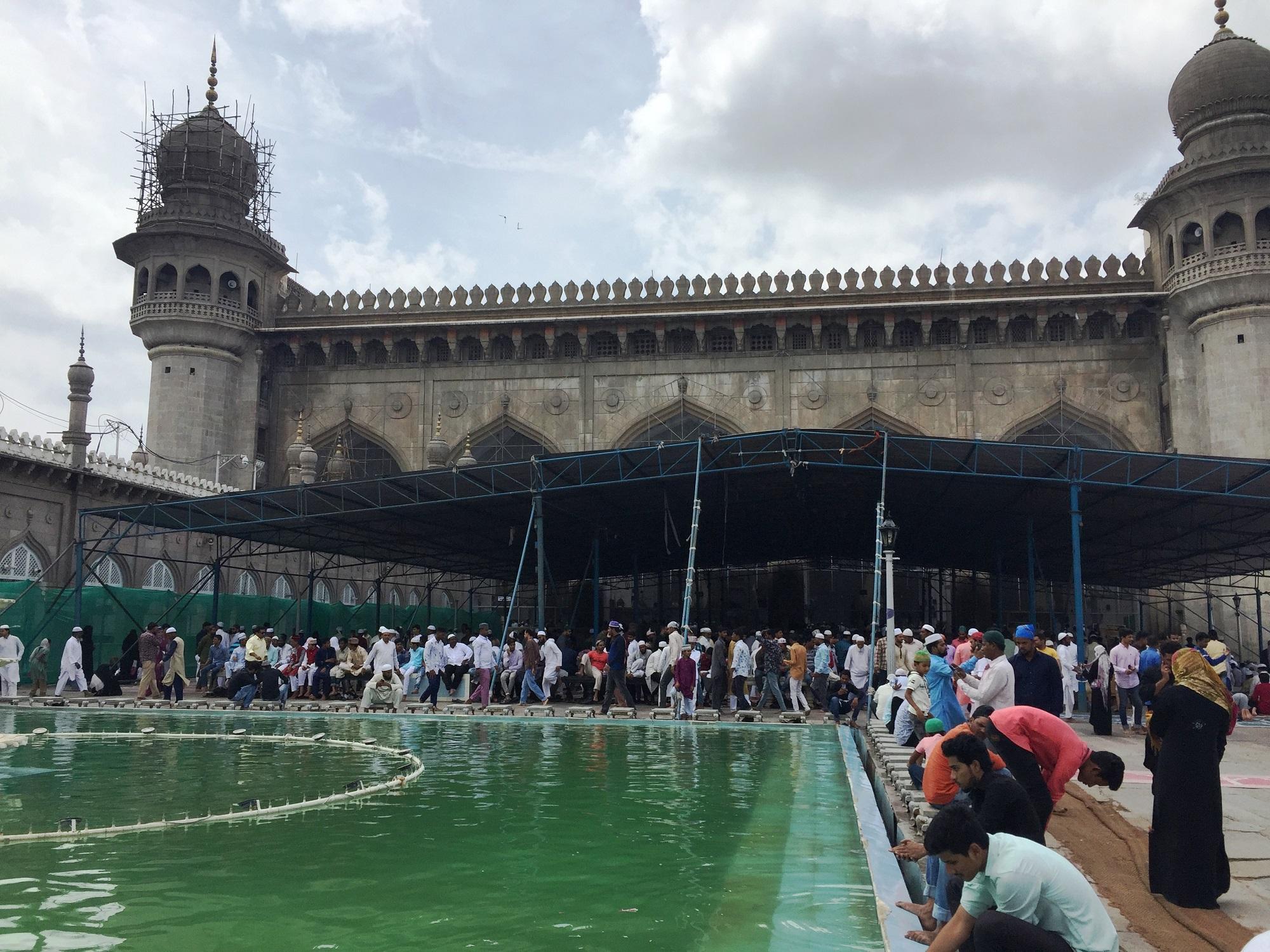 India’s magnificent Makkah Masjid under renovation – The Milli Chronicle